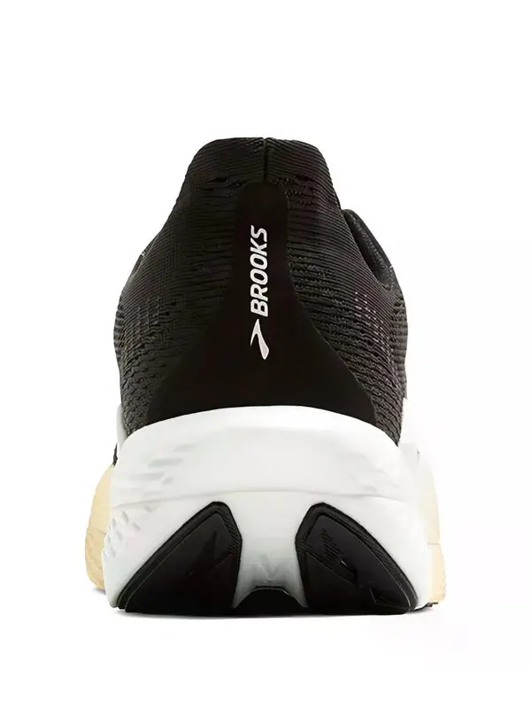 Brooks Hyperion Max Sneakers