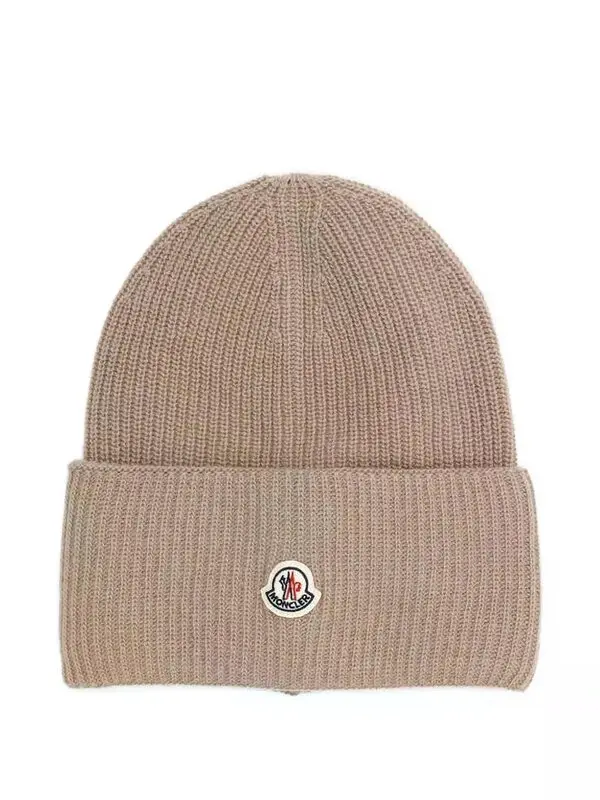 Moncler Ribbed Logo-patch Beanie - Neutrals