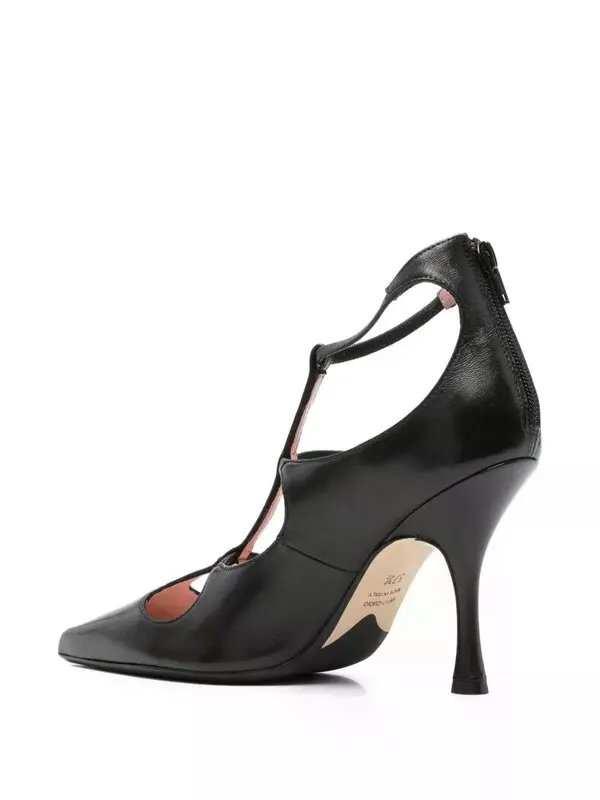 ANNA F. Cut-out Pointed Pumps