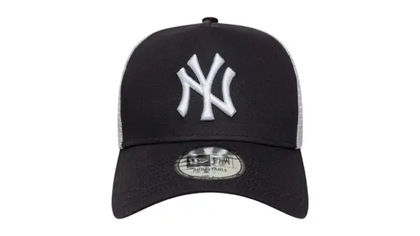 New Era New York Yankees Patch Trucker Cap