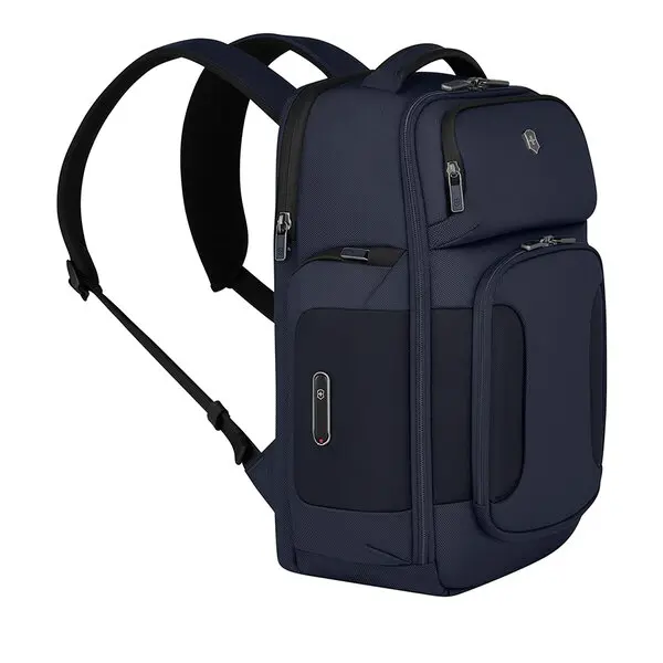 VICTORINOX Werks Traveler 7.0 Deluxe Backpack - Blue