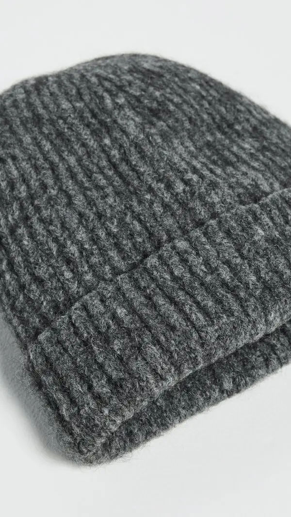 Janessa Leoné Piper Ribbed Beanie