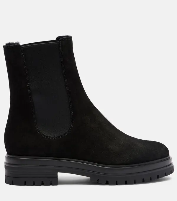 GIANVITO ROSSI Suede Chelsea Boots - Black