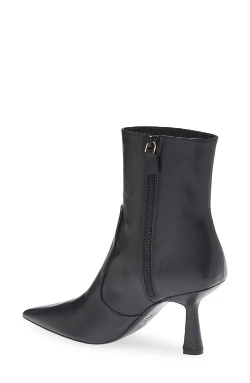 STUART WEITZMAN Super Sculpt Zip Bootie