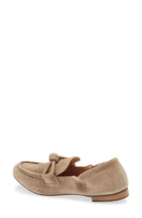 CHOCOLAT BLU Anya Loafer - Camel Suede