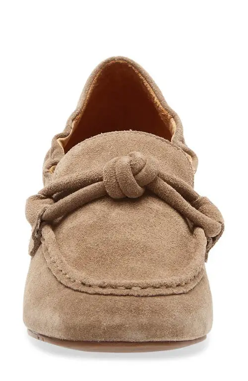 CHOCOLAT BLU Anya Loafer - Camel Suede