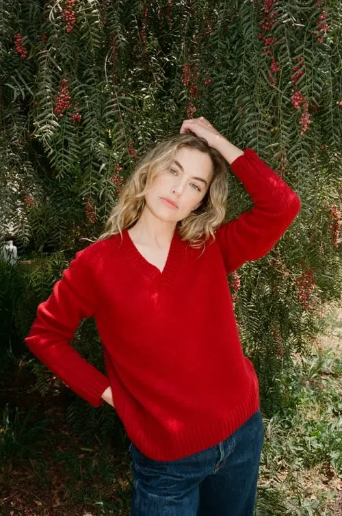 VIR VITA Amalia Cashmere Sweater - Cherry