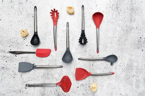 CUISIPRO Silicone Spaghetti Server
