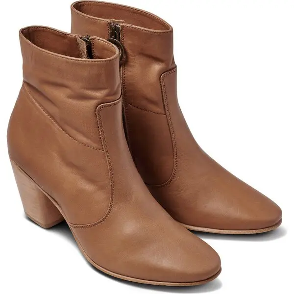 Beek Catbird Bootie - Tan