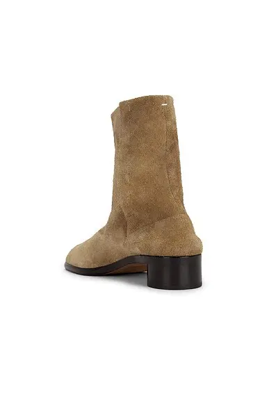 MAISON MARGIELA Tabi Ankle Boots H30