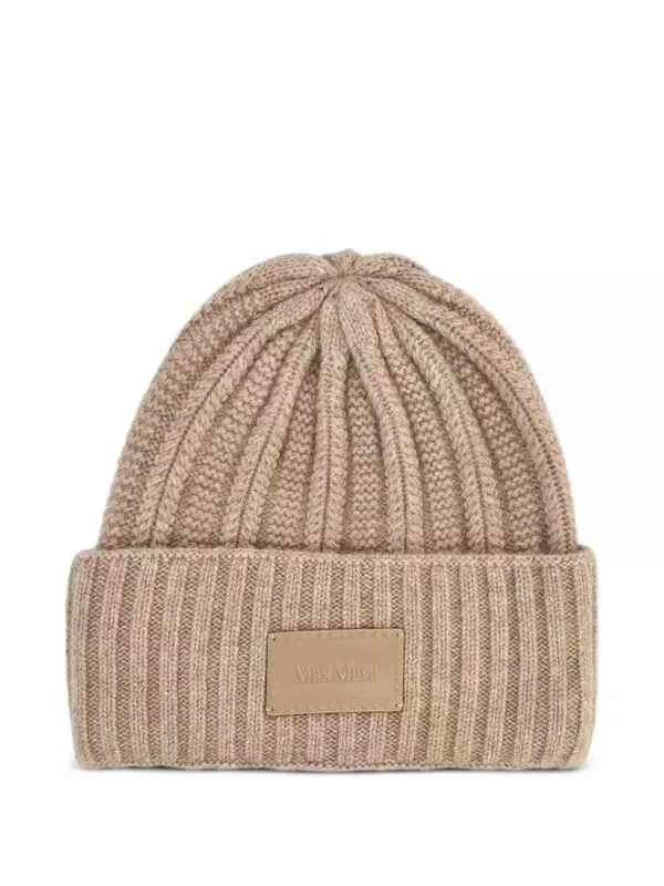 Max Mara Ribbed Beanie With Logo Patch - Brown