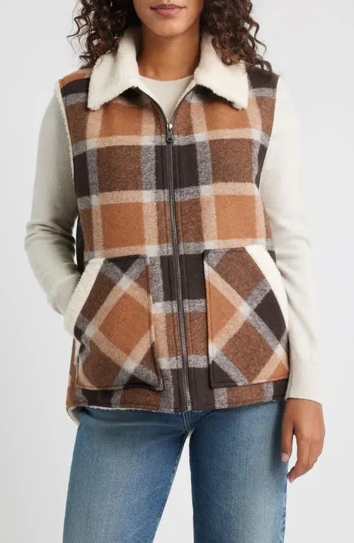 Bernardo Plaid Fleece Lined Vest - Brown/beige