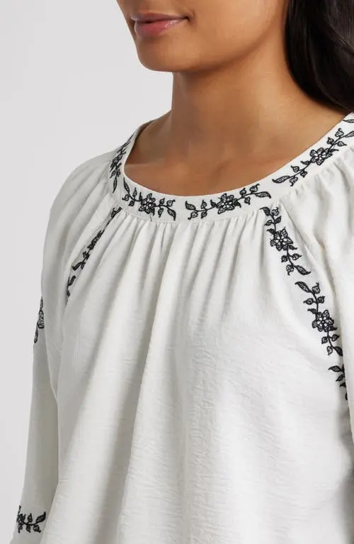 Bobeau Embroidered Raglan Sleeve Top