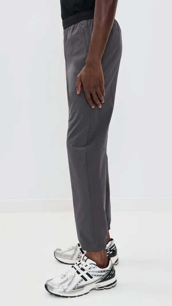 Beyond Yoga On The Go Joggers - Graphite