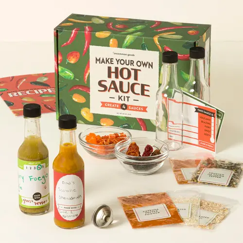 UNCOMMON GOODS Create Your Own Hot Sauce Kit - Green/red/white