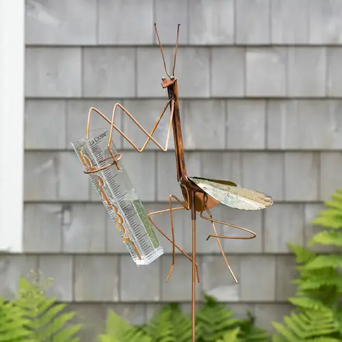 UNCOMMON GOODS Praying Mantis Rain Gauge Haw Creek Forge - Copper