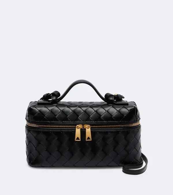 Bottega Veneta Intrecciato Leather Bag - Black
