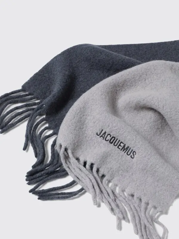 Jacquemus Alpaca Wool-blend Scarf With Contrast Logo And Fringes