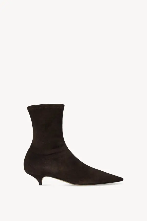 THE ROW Liisa Kitten Bootie In Suede - Lacquer Brown
