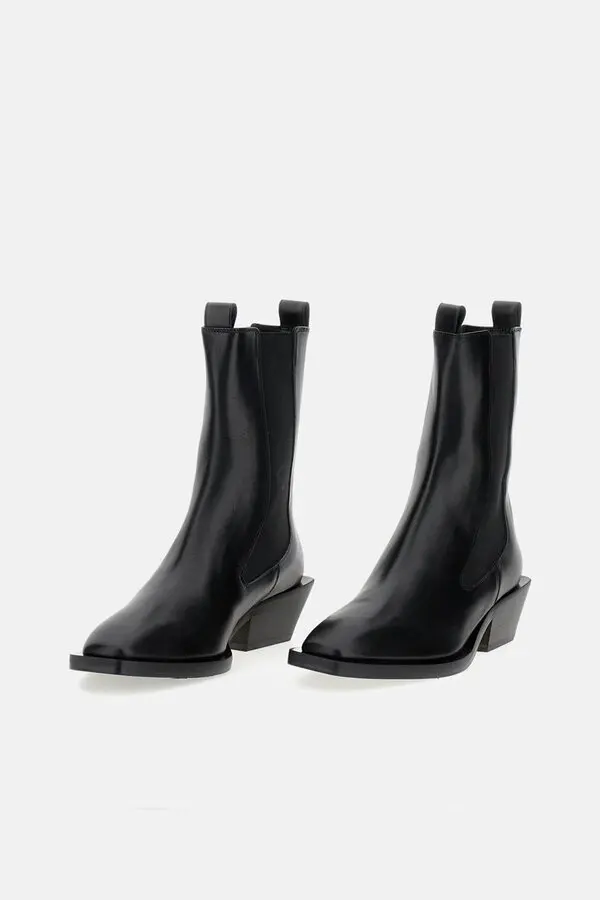 AeydĒ Luna Leather Ankle Boots