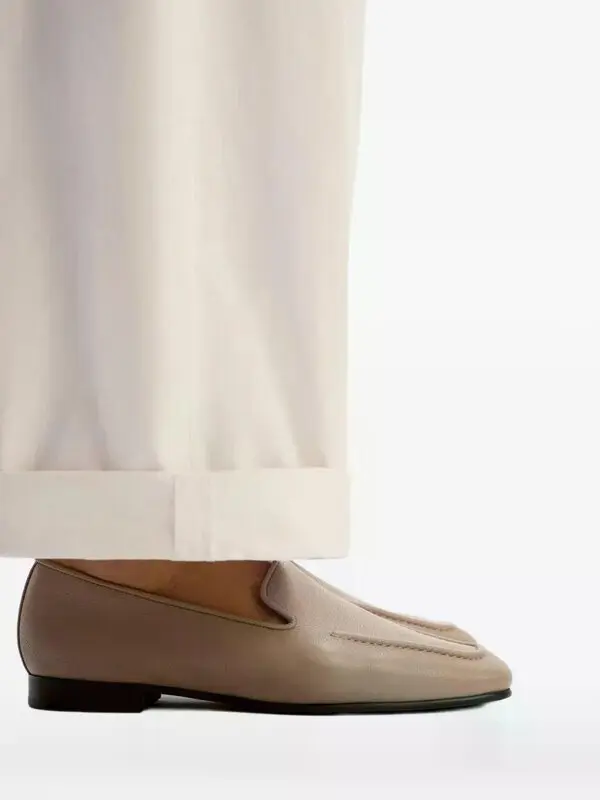 12 STOREEZ Leather Loafers