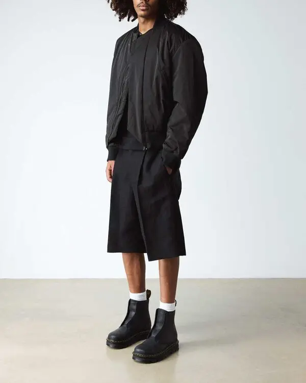Dr. Martens Zebzag Laceless Leather Boots - Black