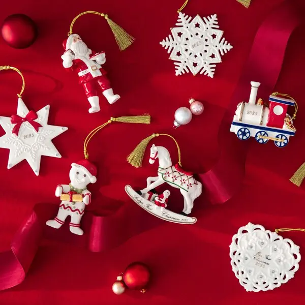 VILLEROY & BOCH Christmas Classics Annual Santa Ornament 2025