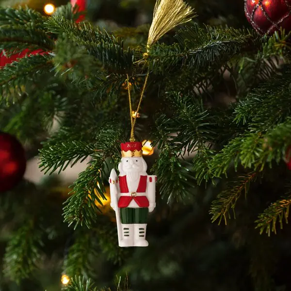 VILLEROY & BOCH Christmas Classics Annual Nutcracker Ornament 2025