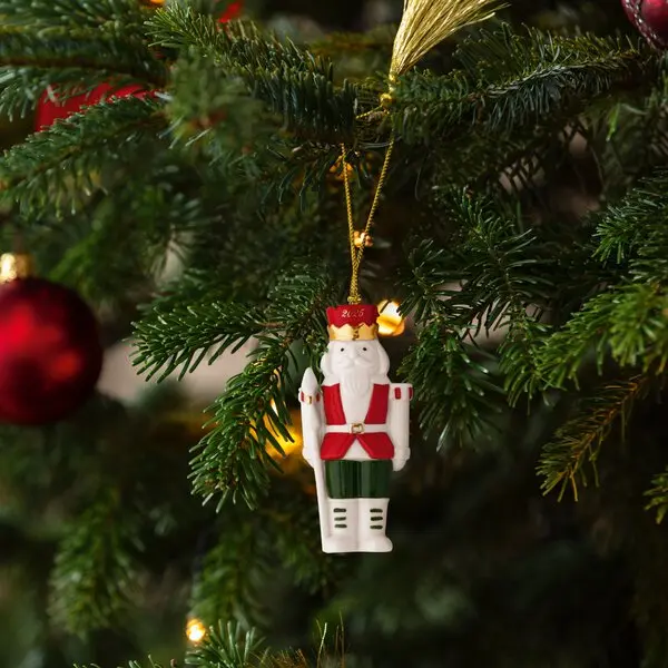 VILLEROY & BOCH Christmas Classics Annual Nutcracker Ornament 2025