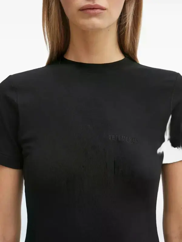 Vetements Logo-embroidered T-shirt