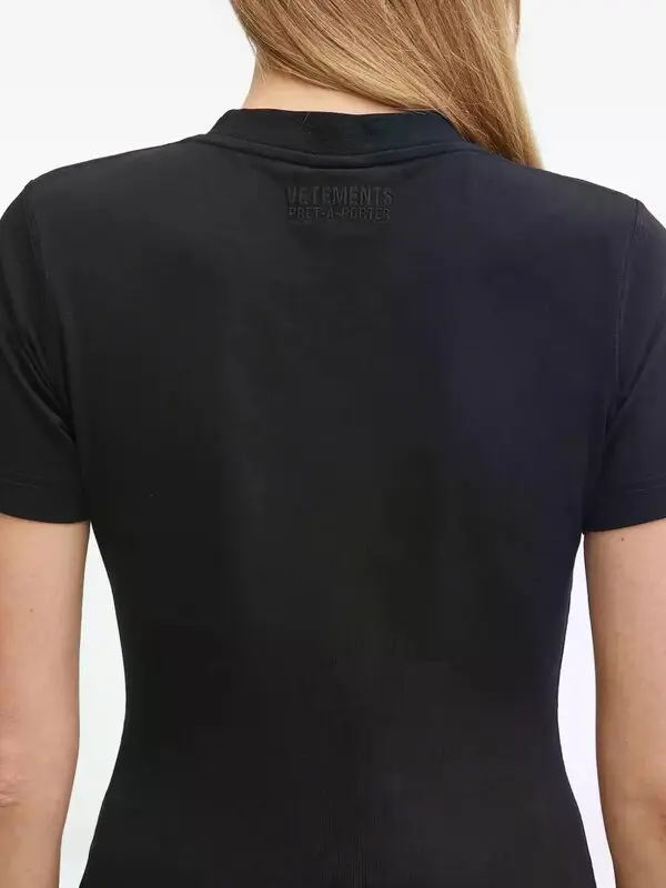 Vetements Logo-embroidered T-shirt