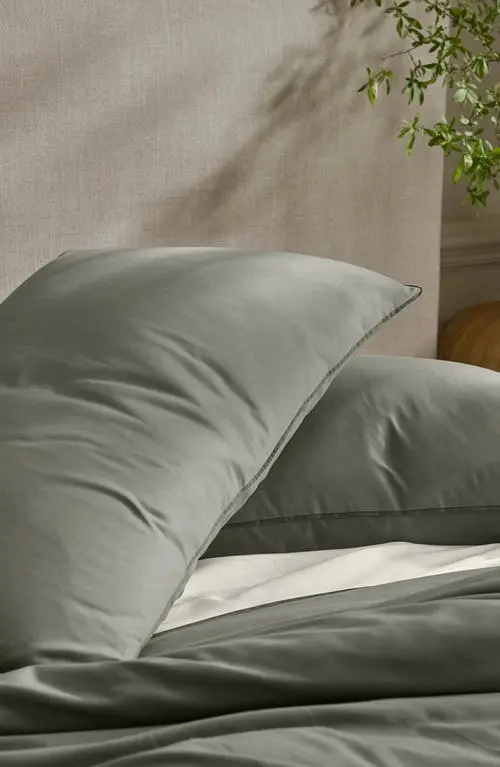 BOLL & BRANCH Signature Comforter Set