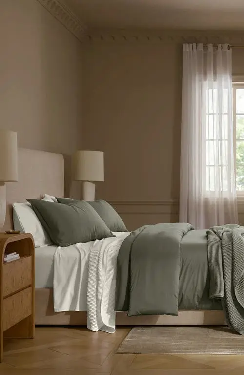 BOLL & BRANCH Signature Comforter Set