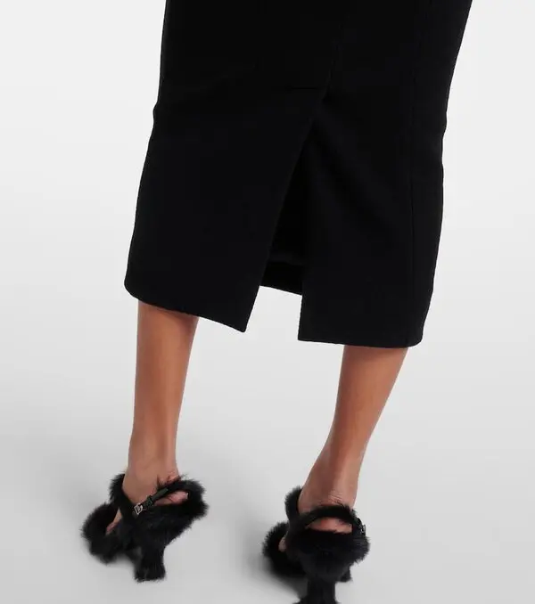 Dolce & Gabbana Virgin Wool Pencil Skirt - Black