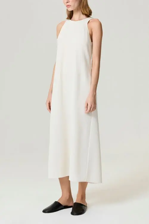 NOCTURNE Flowy Sleeveless Maxi Dress