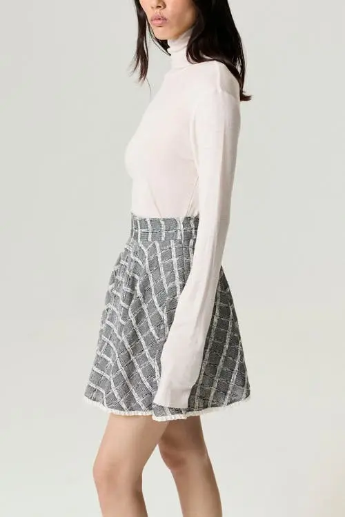 NOCTURNE Ruffled Hem Mini Skirt