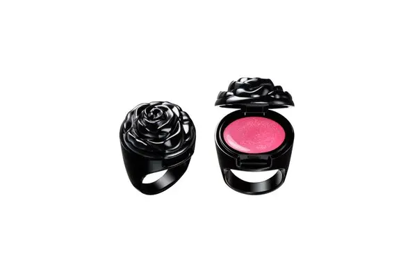 Anna Sui Ring Rouge 600 - Charm Pink 300
