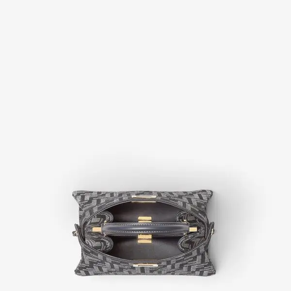 Fendi Peekaboo Iseeu Petite Bag