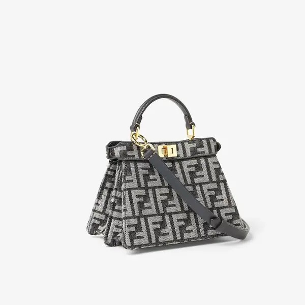 Fendi Peekaboo Iseeu Petite Bag