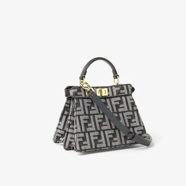 Fendi Peekaboo Iseeu Petite Bag