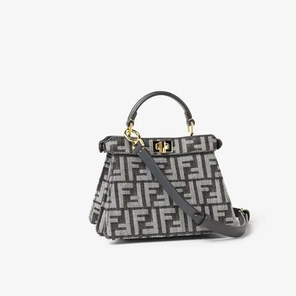 Fendi Peekaboo Iseeu Petite Bag