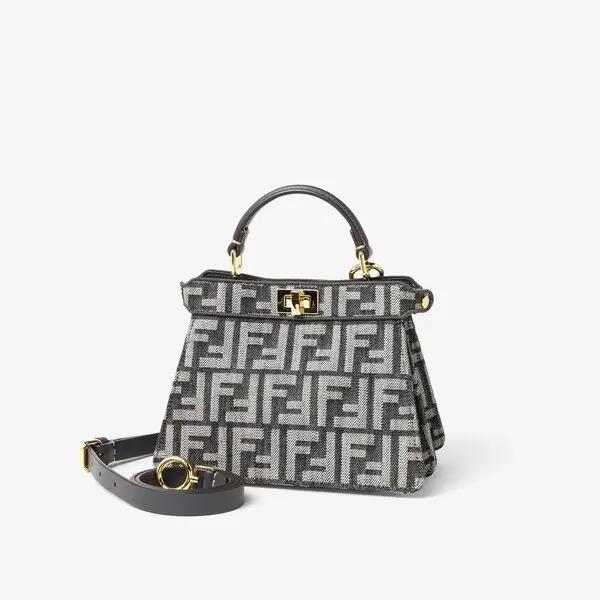 Fendi Peekaboo Iseeu Petite Bag