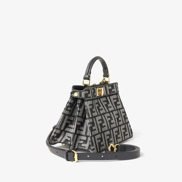 Fendi Peekaboo Iseeu Petite Bag