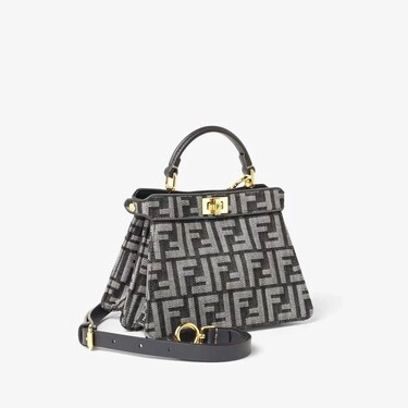 Fendi Peekaboo Iseeu Petite Bag