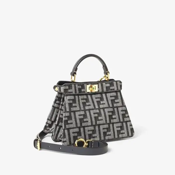 Fendi Peekaboo Iseeu Petite Bag