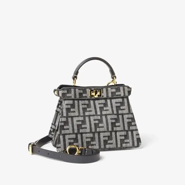 Fendi Peekaboo Iseeu Petite Bag