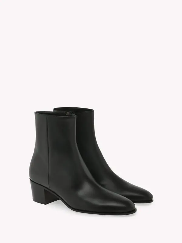 GIANVITO ROSSI Spencer Booties - Black - Calf