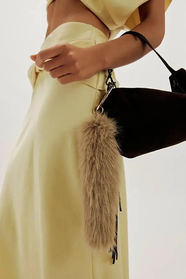 Free People Fluffy Tail Bag Charm - Oatmeal