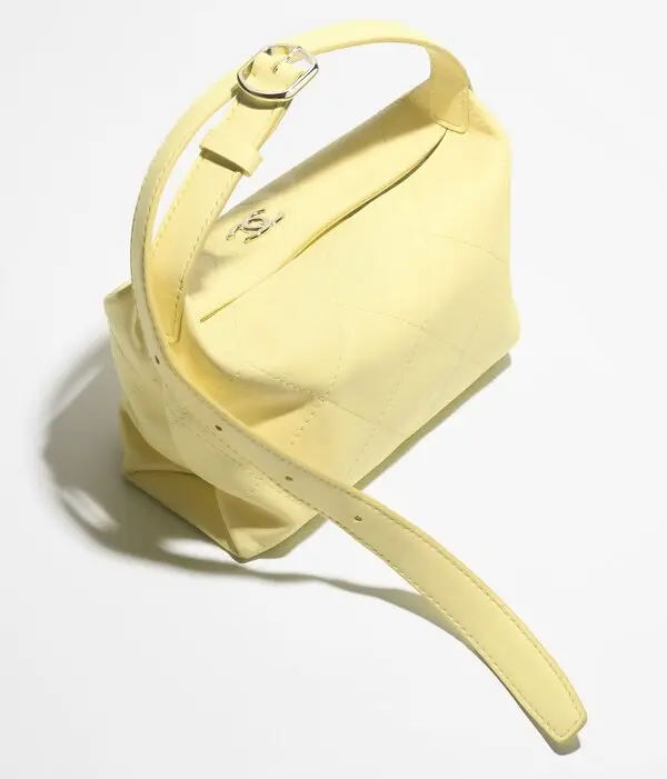 Chanel Hobo Handbag - Light Yellow