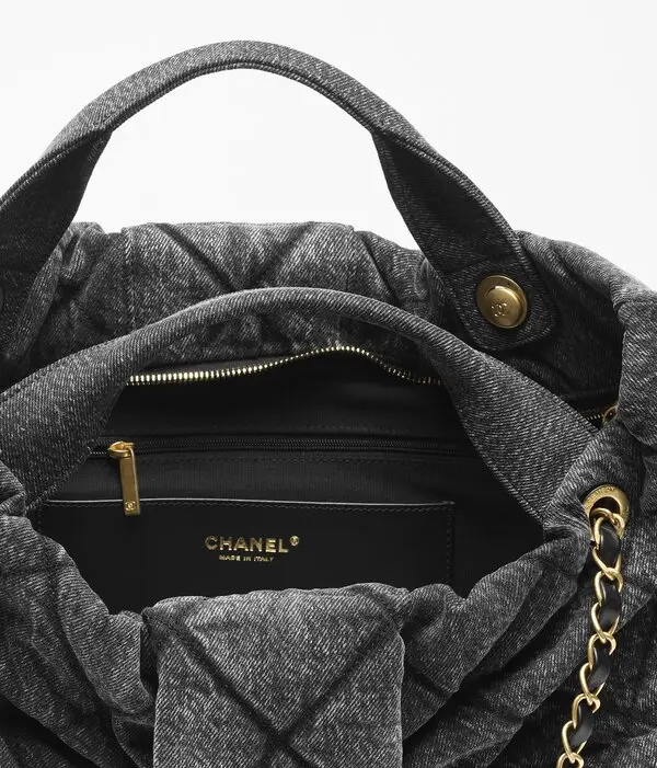 Chanel Maxi Bow Bag